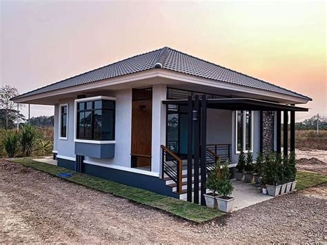 บ้านชั้นเดียวหลังคาทรงปั้นหยา ขนาด 2 ห้องนอน พื้นที่ใช้สอย 90 ตรม