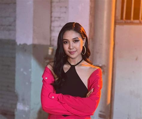 Г Бямбасүрэн Ноён эмэгтэй намайг илүү задалж хурцалсан