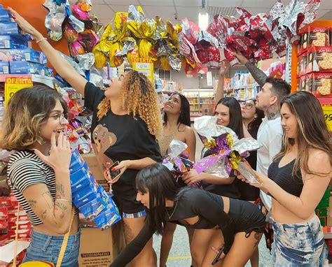 Man With 9 Wives Has Sex Schedule To Fulfill My Sexuality At Any Cost