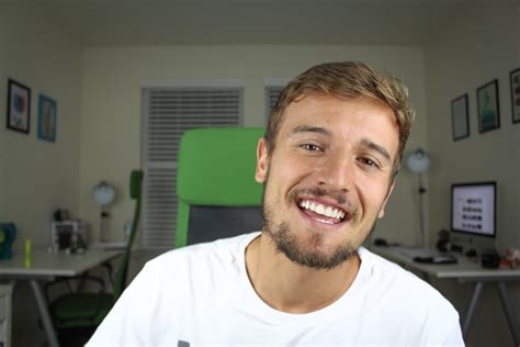 Os Youtubers Brasileiros Mais Legais Para Se Acompanhar Midiorama