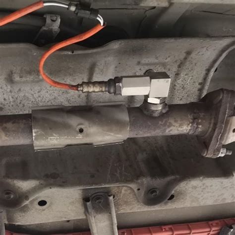 Universal O2 Oxygen Sensor Extender 90 Degree 02 Bung Extension Catalytic Converter O2 Oxygen