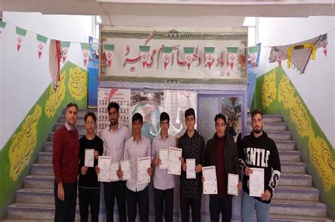 ایجاد پانسیون مطالعاتی برای دانش اموزان کنکوری در مدرسه نمونه دولتی