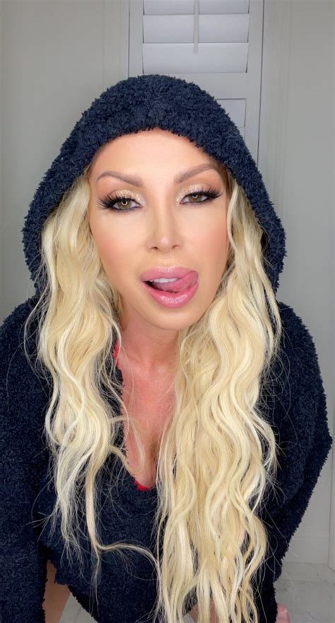 Nikki Benz On Twitter Hungry