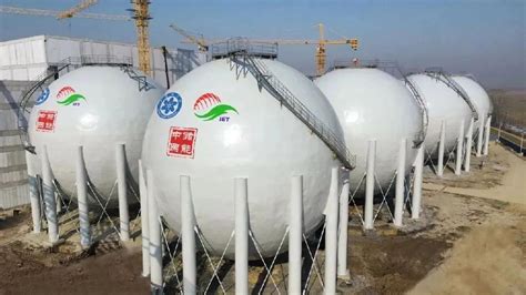 山东肥城国际首套300mw先进压缩空气储能国家示范项目阵列化蓄热装置顺利完成安装 碳索储能网