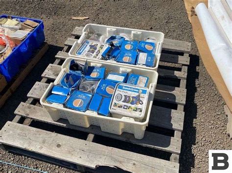 Sundstrom Face Masks Booker Auction Company