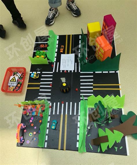 幼儿园益智区教师自制玩教具图片 张 环创屋