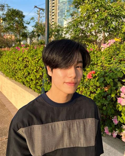 ภูวินทร์ Gmmtv En Instagram Waiting For This Valentines🤍 Amore