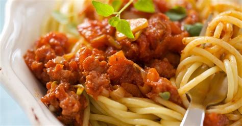 Pasta Mit Bolognese Soße Rezept Eat Smarter