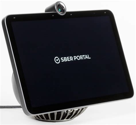 Обзор смарт-дисплея SberPortal с виртуальными ассистентами Салют