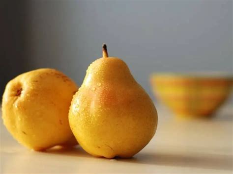 خواص گلابی در بارداری برای مادر و جنین چیست؟