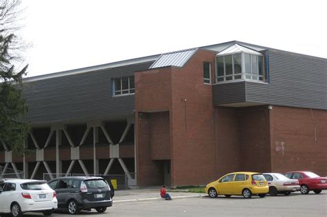 加拿大TCDSB唐博斯科中学Don Bosco CSS留学费用及申请材料