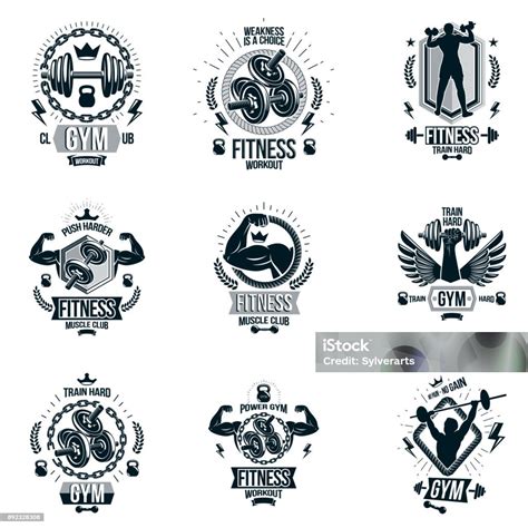 맞춤 및 피트 니스 테마 엠 블 럼 및 동기 부여 포스터 아령 아가씨 주전자 벨 스포츠 장비 및 근육 운동 바디 실루엣으로 만든 크로스 벡터의 집합입니다