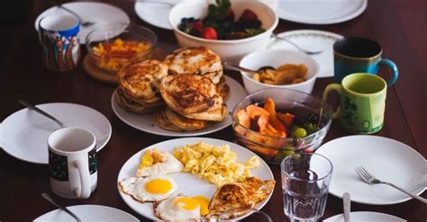 saga compensating transactions temporal