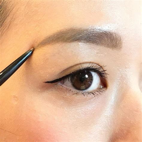 找到最適合你的眉型！完美眉毛畫法教學｜女人迷 Womany