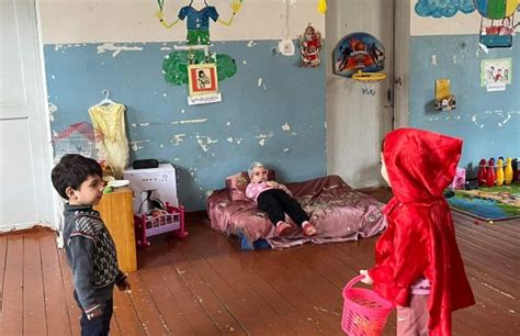 ბაღებისთვის სადაც მშობლებს სკამების მიტანას სთხოვდნენ ბიუჯეტიდან 222