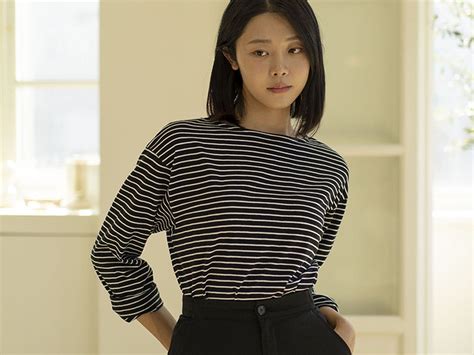 뒤태까지 완벽한 치마와 가을 스트라이프티 텀블벅 크리에이터를 위한 크라우드펀딩