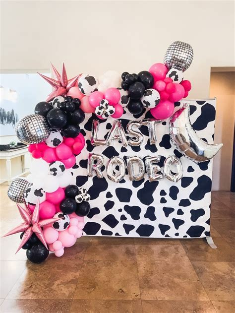 Cowgirl Bachelorette Parties Bachelorette Party Weekend Bachelorette