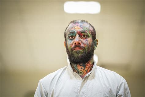 امیر تتلو با ظاهر جدید در نخستین جلسه دادگاه عکس