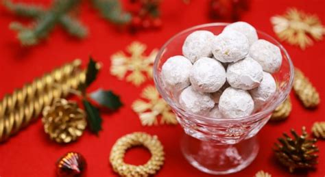 Чудни коледни масленки с пудра захар Az Jenata