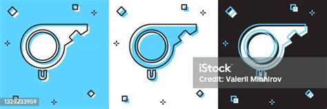 파란색과 흰색 검은 색 배경에 격리 된 휘파람 아이콘을 설정합니다 심판 기호 피트니스 및 스포츠 표지판 벡터