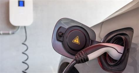 choosing the right ev charging hardware for retail and commercial