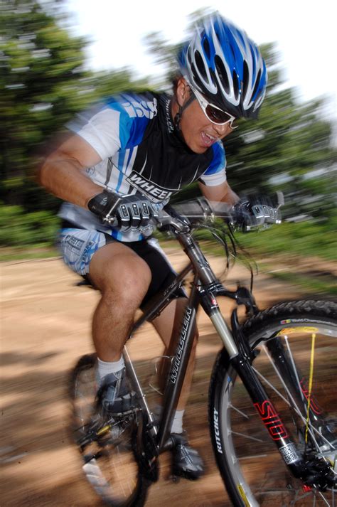 ‘천만번 더 타도 기분 좋은 것 자전거 75세에도 산길 44km는 거뜬” 양종구의 100세 시대 건강법