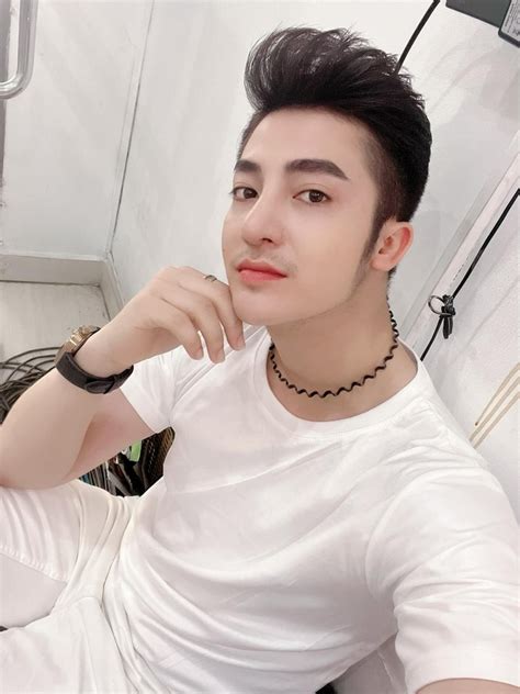 កូនកត្តញ្ញូ បញ្ញា សិទ្ធ រកប្រាក់បានហើយ ពេលនេះគ្រងយកម្ដាយ ទៅព្យាបាល Khmerload Cambodia