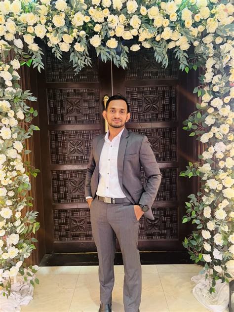 Janitha Ekanayaka 27 Looking In Greenwood Diane Au