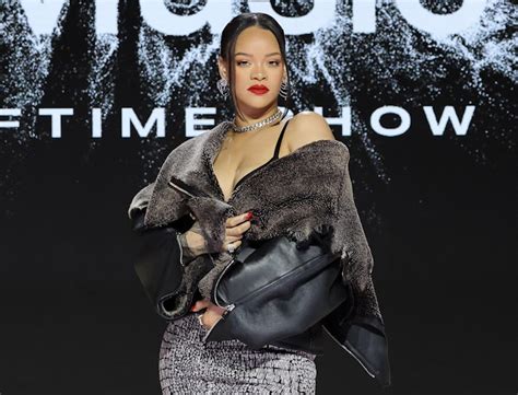 Rihannas Latest Look Will Have You Rethinking All Of Your Leather Jackets