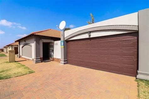 Property And Houses For Sale In Klerksdorp Klerksdorp Property Property24 Com Page 21