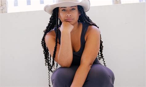 Meet Ciera Rogers Of Babes And Felines In North Hollywood Voyage La