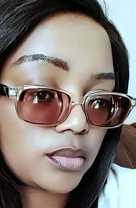 Pin By Bobby Laurel On Gwg Strong Glasses Eyeglasses Glasses Color