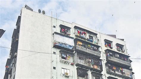Illegal Building In Pydhonie To Be Razed 90 Families Lose Homes Mumbai News Hindustan Times