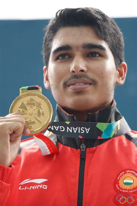 Saurabh Chaudharys Bio Age Relationships Latest Buzz Photos And Videos