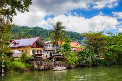 Fotka „loboc River And Houses In The Village Of Loboc Bohol Philippines“ Ze Služby Stock