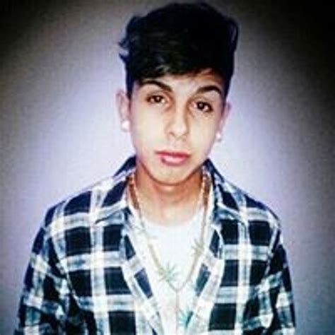 Stream Alisson Andrade 9 Music Listen To Songs Albums Playlists For