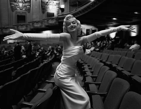 Ana De Armas In Blonde