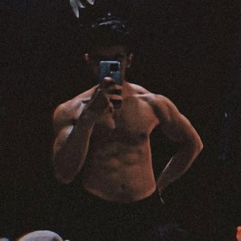 𖣔 sio Threads Say more