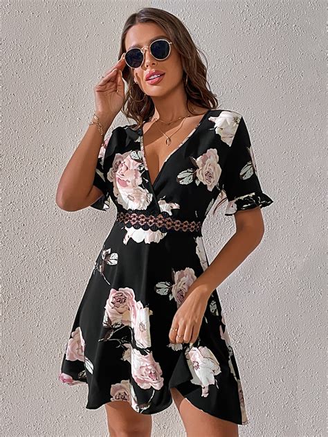 Shein Vcay Floral Print Guipure Lace Insert Flounce Sleeve Dress For