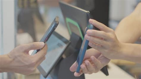 1 200 Checker Transition Stock Videos And Royalty Free Footage Istock