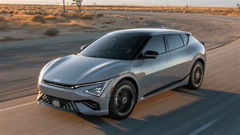 Kia представила потужний електричний кросовер із запасом ходу понад 500 км Читайте на Ukr Net