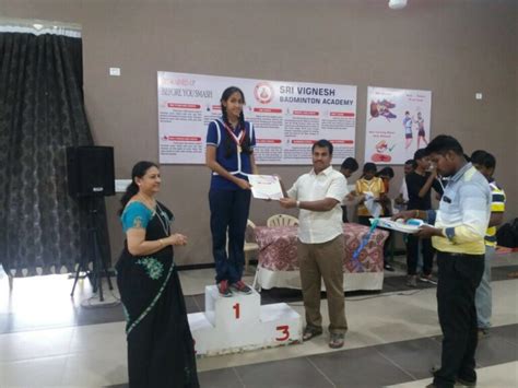 Sri Vignesh Vidyalaya Senior Secondary School Reviews Phone No Address