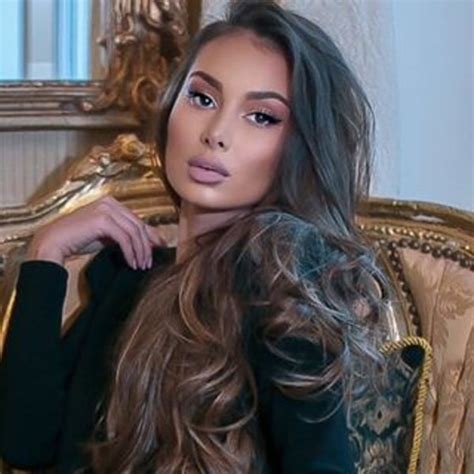 Bibi Pospiech Contact Info Find Influencer Numbers Address Email In Influencer Marketing