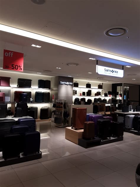 아메리칸투어리스트 현대아울렛 동대문점