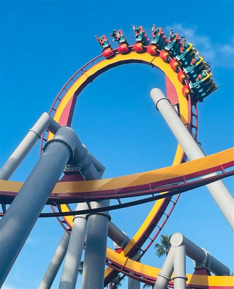 Knott S Berry Farm S Hangtime Is A New Roller Coaster For The Thrill