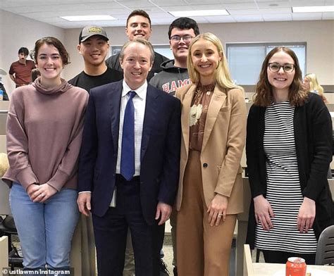 Sex Crazed Judge Brought Female Clerk Into His Chambers Then Unmistakable Sounds Echoed