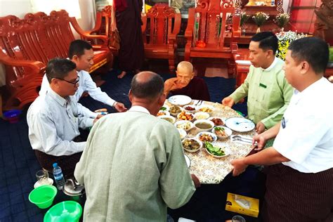 သံတွဲမြို့၌ ၄၄ ကြိမ်မြောက် စုပေါင်းမဟာဘုံကထိန်လျာ သင်္ကန်းဆက်ကပ်လှူဒါန်းပွဲ ကျင်းပ