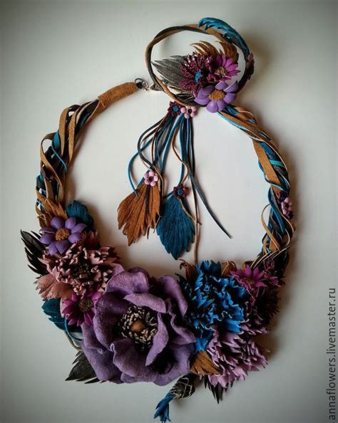 Купить или заказать Комплект из кожи Полевые цветы в бирюзово сиреневых тонах в интернет