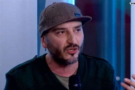 „აჰა შენ კიკუ 30 მანეთი და გაიხადე“ ვინ არის მუსიკოსი რომელმაც ნაკრების ფეხბურთელებს