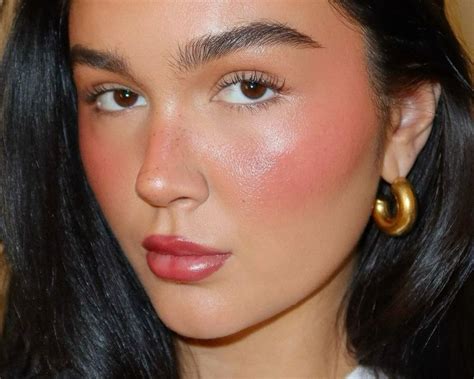 Soft Girl Make Up Idea Skin Makeup Dewy Makeup Hair Makeup